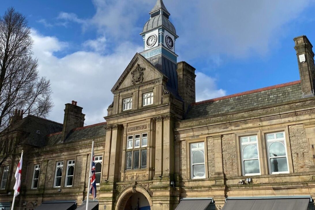 Darwen Town Centre | Shopping| Food & Drink | Outdoors